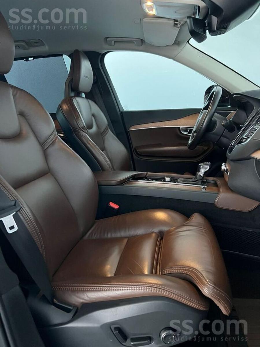 Brūns Volvo XC90 2020 Rīga, ar dzinēja tilpumu 2.00 L un nobraukumu 133 tūkst. km par 29900 €, foto 9 vietnē AUTOMOTO.COM.LV