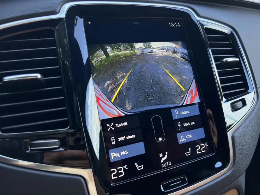 Brūns Volvo XC90 2020 Rīga, ar dzinēja tilpumu 2.00 L un nobraukumu 140 tūkst. km par 36950 €, foto 26 vietnē AUTOMOTO.COM.LV