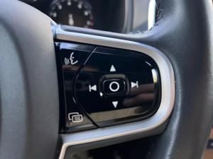 Brūns Volvo XC90 2020 Rīga, ar dzinēja tilpumu 2.00 L un nobraukumu 140 tūkst. km par 36950 €, foto 31 vietnē AUTOMOTO.COM.LV