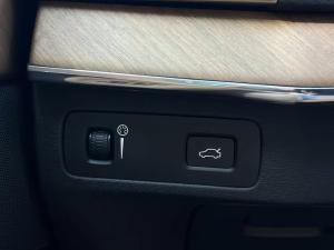 Brūns Volvo XC90 2020 Rīga, ar dzinēja tilpumu 2.00 L un nobraukumu 140 tūkst. km par 36950 €, foto 34 vietnē AUTOMOTO.COM.LV