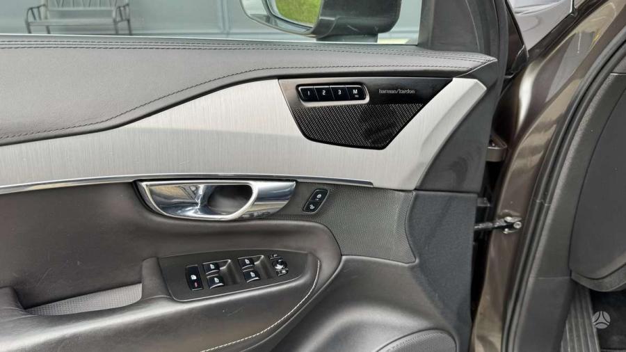 Brūns Volvo XC90 2020 Viļņa, ar dzinēja tilpumu 2.00 L un nobraukumu 145 tūkst. km par 29990 €, foto 15 vietnē AUTOMOTO.COM.LV