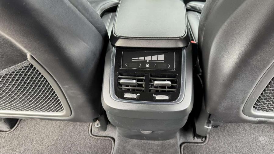 Brūns Volvo XC90 2020 Viļņa, ar dzinēja tilpumu 2.00 L un nobraukumu 145 tūkst. km par 29990 €, foto 22 vietnē AUTOMOTO.COM.LV