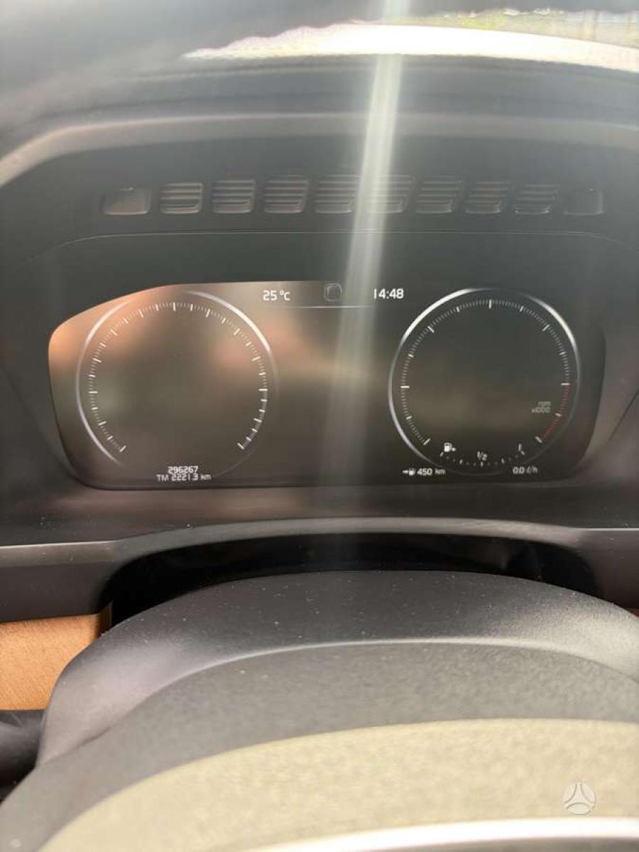Brūns Volvo XC90 2020 Kauņa, ar dzinēja tilpumu 1.97 L un nobraukumu 296 tūkst. km par 26100 €, foto 10 vietnē AUTOMOTO.COM.LV