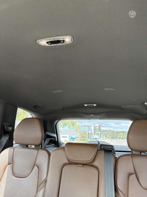 Brown Volvo XC90 2020 in Kaunas, with an engine capacity of 1.97 L and mileage of 296 thousand km for 26100 €, photo 11 on AUTOMOTO.COM.LV