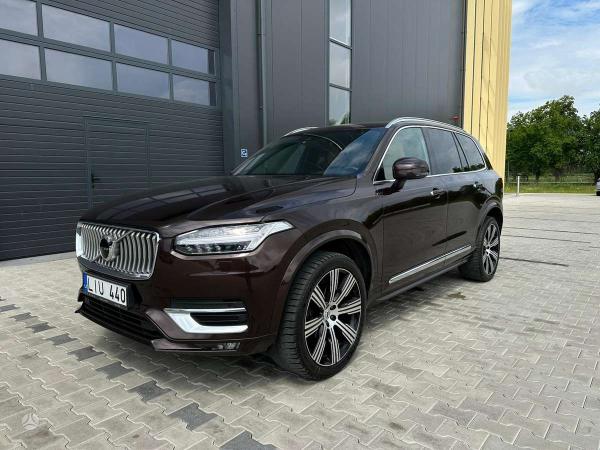Brūns Volvo XC90 2021 Klaipėda, ar dzinēja tilpumu 1.97 L un nobraukumu 143 tūkst. km par 38000 €, foto 2 vietnē AUTOMOTO.COM.LV