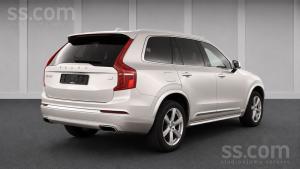 Brown Volvo XC90 2022 in Jelgava, with an engine capacity of 2.00 L and mileage of 200 thousand km for 32900 €, photo 3 on AUTOMOTO.COM.LV