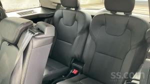 Brown Volvo XC90 2022 in Jelgava, with an engine capacity of 2.00 L and mileage of 200 thousand km for 32900 €, photo 9 on AUTOMOTO.COM.LV
