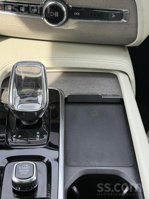 Brūns Volvo XC90 2023 Rīga, ar dzinēja tilpumu 2.00 L un nobraukumu 0 tūkst. km par 43000 €, foto 26 vietnē AUTOMOTO.COM.LV