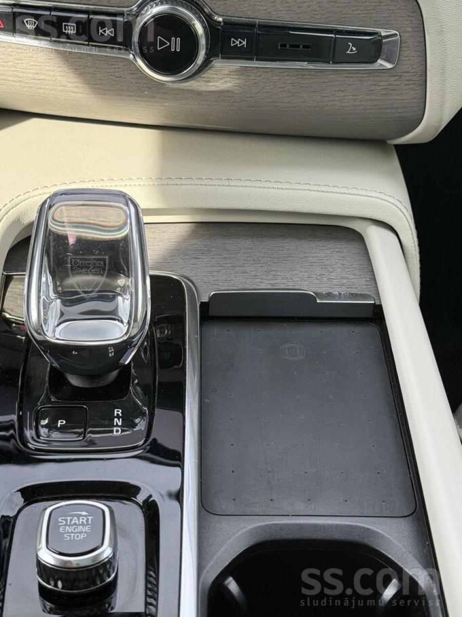 Brūns Volvo XC90 2023 Rīga, ar dzinēja tilpumu 2.00 L un nobraukumu 0 tūkst. km par 43000 €, foto 26 vietnē AUTOMOTO.COM.LV