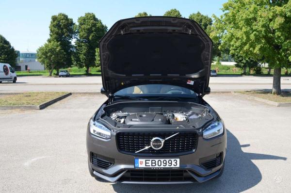 Brūns Volvo XC90 2023 Klaipėda, ar dzinēja tilpumu 1.97 L un nobraukumu 45 tūkst. km par 54500 €, foto 2 vietnē AUTOMOTO.COM.LV