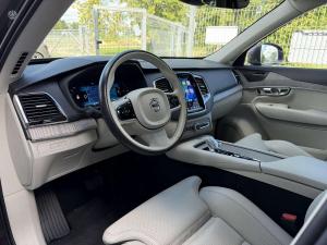 Brown Volvo XC90 2023 in Siauliai, with an engine capacity of 1.97 L and mileage of 174 thousand km for 42990 €, photo 12 on AUTOMOTO.COM.LV