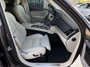 Brown Volvo XC90 2023 in Siauliai, with an engine capacity of 1.97 L and mileage of 174 thousand km for 42990 €, photo 28 on AUTOMOTO.COM.LV