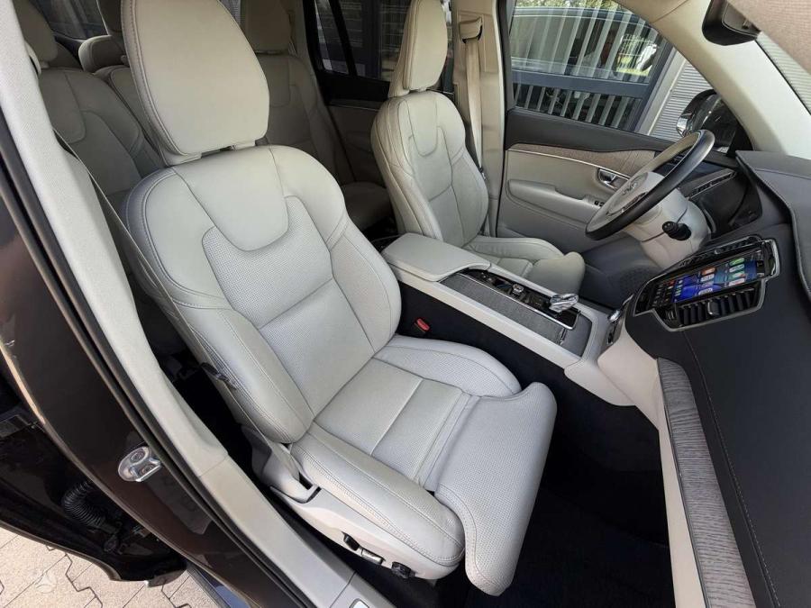 Brown Volvo XC90 2023 in Siauliai, with an engine capacity of 1.97 L and mileage of 174 thousand km for 42990 €, photo 29 on AUTOMOTO.COM.LV