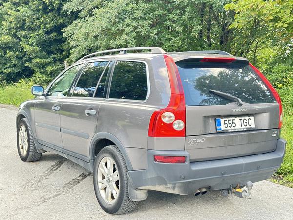 Brown Volvo XC90 2004 in Tallinn, with an engine capacity of 0.00 L and mileage of 395 thousand km for 3000 €, photo 3 on AUTOMOTO.COM.LV
