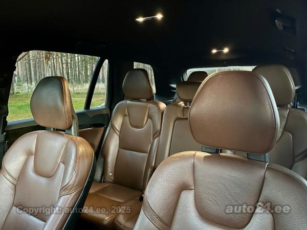 Brown Volvo XC90 2018 in Tallinn, with an engine capacity of 2.00 L and mileage of 226 thousand km for 38000 €, photo 11 on AUTOMOTO.COM.LV