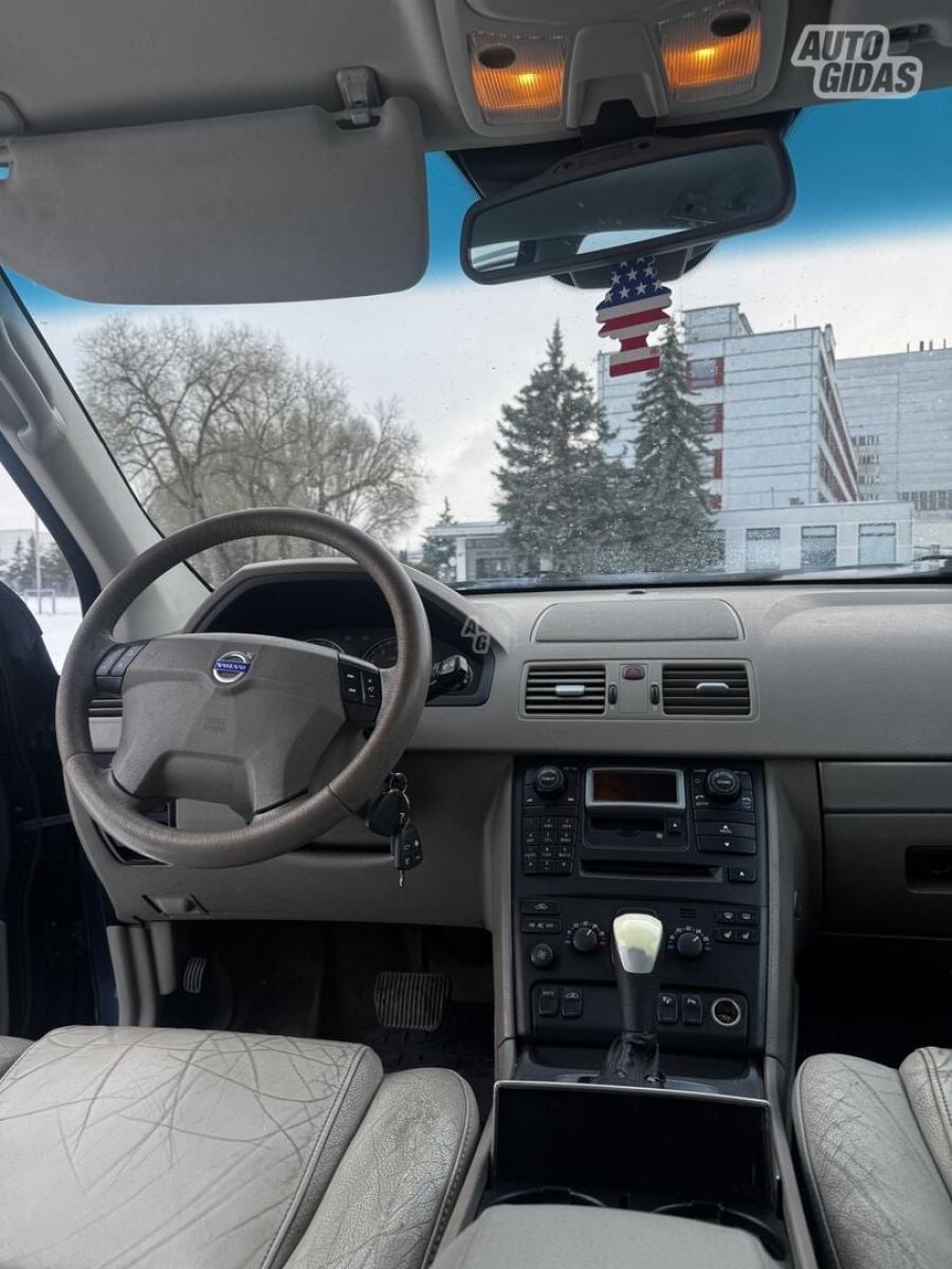 Volvo XC90 2003 Kauņa, ar dzinēja tilpumu 2.50 L un nobraukumu 304 tūkst. km par 2800 €, foto 17 vietnē AUTOMOTO.COM.LV