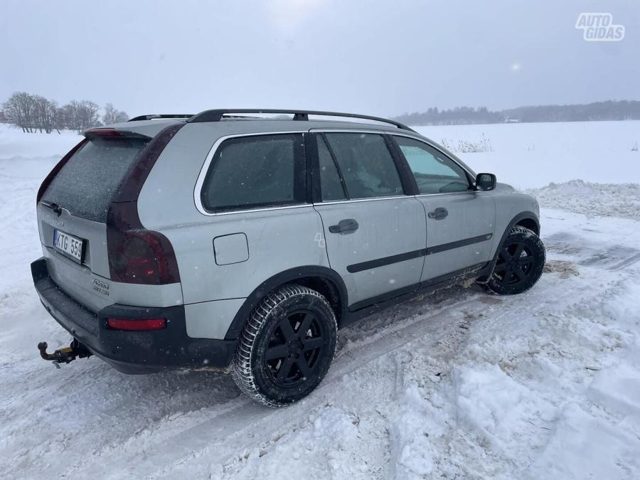 Volvo XC90 2003 in Telschi, with an engine capacity of 2.50 L and mileage of 280 thousand km for 2650 €, photo 4 on AUTOMOTO.COM.LV