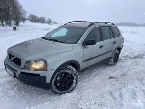 Volvo XC90 2003 in Telschi, with an engine capacity of 2.50 L and mileage of 280 thousand km for 2650 €, photo 5 on AUTOMOTO.COM.LV