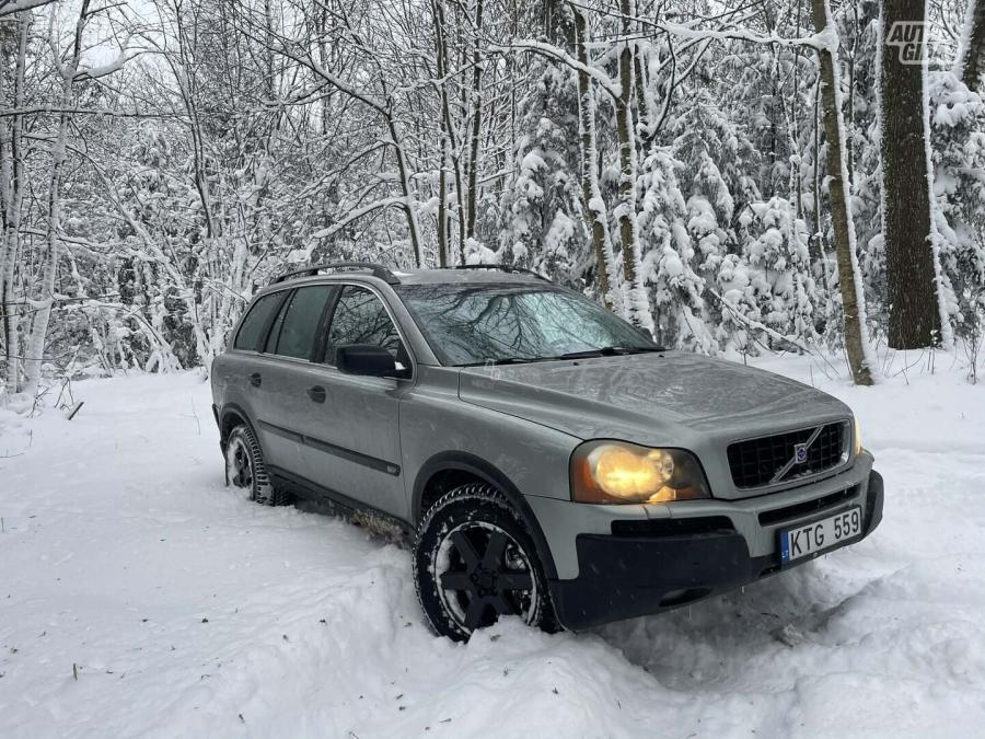 Volvo XC90 2003 in Telschi, with an engine capacity of 2.50 L and mileage of 280 thousand km for 2650 €, photo 7 on AUTOMOTO.COM.LV
