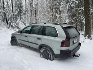 Volvo XC90 2003 in Telschi, with an engine capacity of 2.50 L and mileage of 280 thousand km for 2650 €, photo 8 on AUTOMOTO.COM.LV