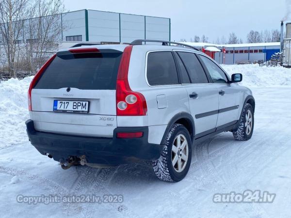 Volvo XC90 2003 in Tartu, with an engine capacity of 2.50 L and mileage of 439 thousand km for 2990 €, photo 6 on AUTOMOTO.COM.LV