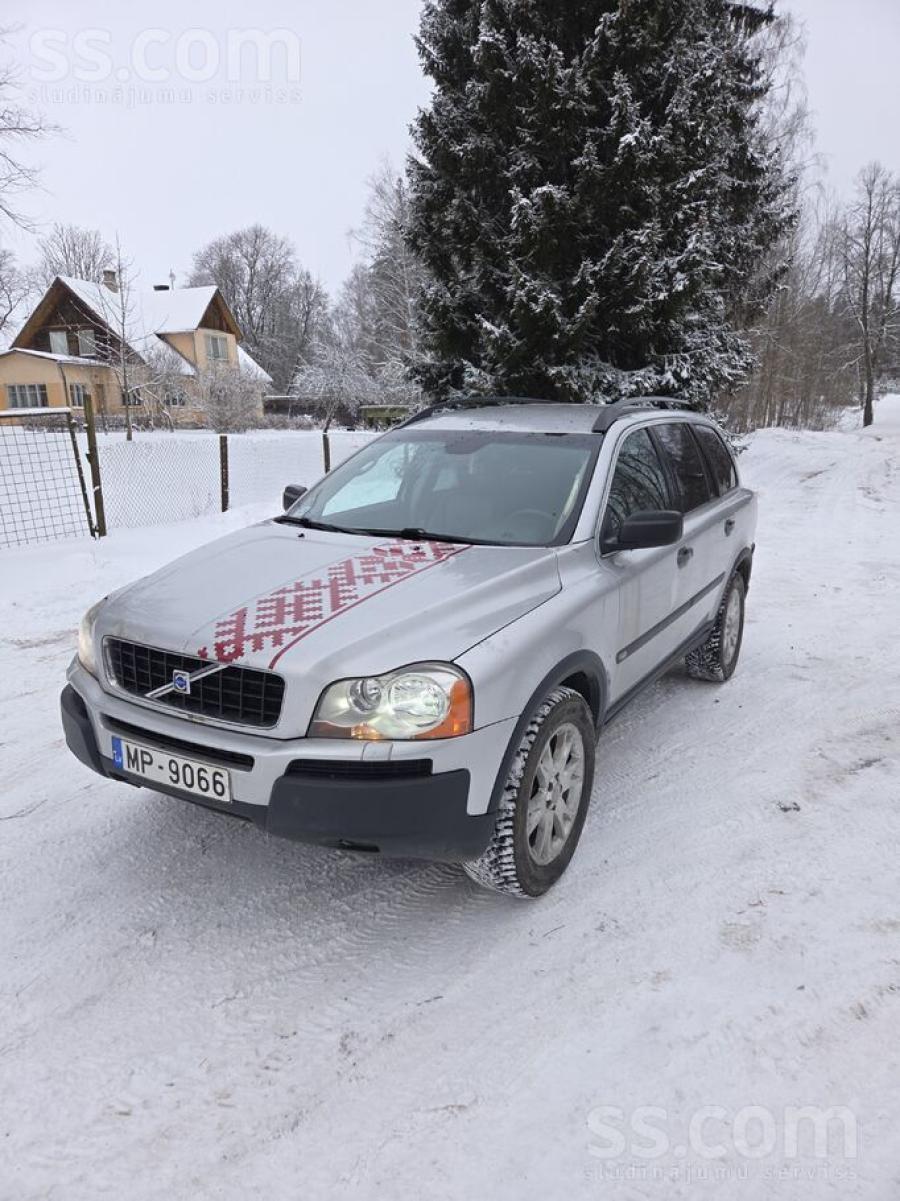 Volvo XC90 2003 in Valka, with an engine capacity of 2.40 L and mileage of 464 thousand km for 1950 €, photo 1 on AUTOMOTO.COM.LV
