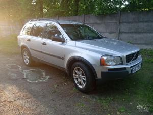 Volvo XC90 2003 Viļņa, ar dzinēja tilpumu 2.40 L un nobraukumu 455 tūkst. km par 2300 €, foto  vietnē AUTOMOTO.COM.LV