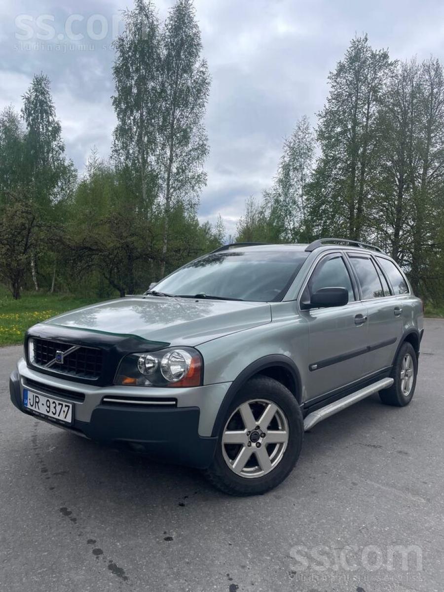 Volvo XC90 2003 Rīga, ar dzinēja tilpumu 2.40 L un nobraukumu 369 tūkst. km par 3200 €, foto 1 vietnē AUTOMOTO.COM.LV