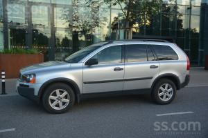 Volvo XC90 2003 in Riga, with an engine capacity of 2.40 L and mileage of 351 thousand km for 2600 €, photo 3 on AUTOMOTO.COM.LV