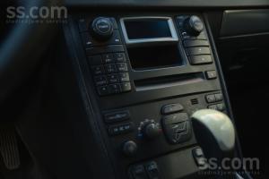 Volvo XC90 2003 in Riga, with an engine capacity of 2.40 L and mileage of 351 thousand km for 2600 €, photo 13 on AUTOMOTO.COM.LV