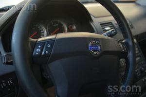 Volvo XC90 2003 in Riga, with an engine capacity of 2.40 L and mileage of 351 thousand km for 2600 €, photo 14 on AUTOMOTO.COM.LV