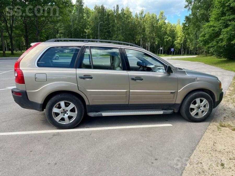 Volvo XC90 2003 Alūksne, ar dzinēja tilpumu 2.40 L un nobraukumu 363 tūkst. km par 3300 €, foto 3 vietnē AUTOMOTO.COM.LV