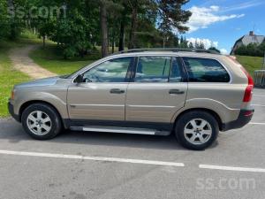 Volvo XC90 2003 Alūksne, ar dzinēja tilpumu 2.40 L un nobraukumu 363 tūkst. km par 3300 €, foto 4 vietnē AUTOMOTO.COM.LV