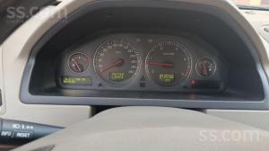 Volvo XC90 2003 Alūksne, ar dzinēja tilpumu 2.40 L un nobraukumu 363 tūkst. km par 3300 €, foto 12 vietnē AUTOMOTO.COM.LV