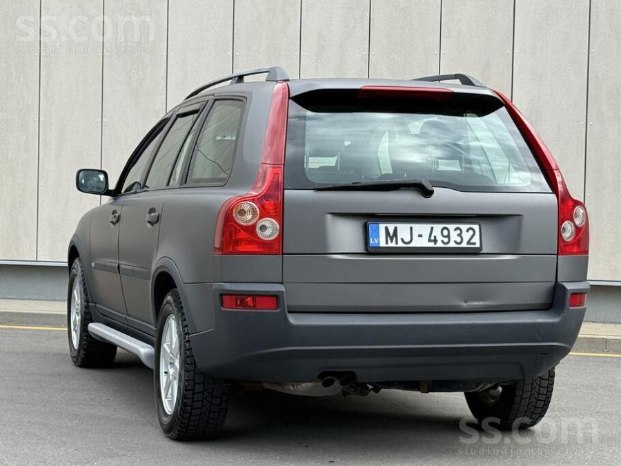 Volvo XC90 2003 Rīga, ar dzinēja tilpumu 2.50 L un nobraukumu 318 tūkst. km par 2950 €, foto 8 vietnē AUTOMOTO.COM.LV