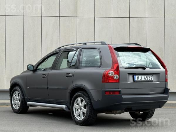 Volvo XC90 2003 in Riga, with an engine capacity of 2.50 L and mileage of 318 thousand km for 2950 €, photo 8 on AUTOMOTO.COM.LV