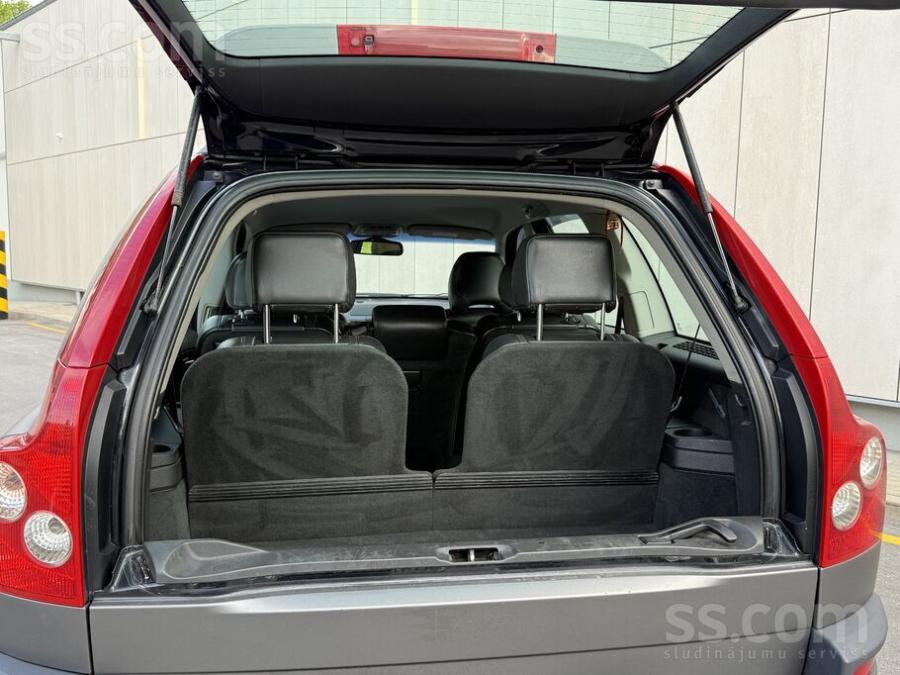 Volvo XC90 2003 Rīga, ar dzinēja tilpumu 2.50 L un nobraukumu 318 tūkst. km par 2950 €, foto 18 vietnē AUTOMOTO.COM.LV