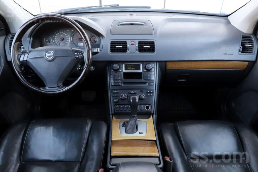 Volvo XC90 2003 Tukums, ar dzinēja tilpumu 2.40 L un nobraukumu 263 tūkst. km par 4450 €, foto 7 vietnē AUTOMOTO.COM.LV