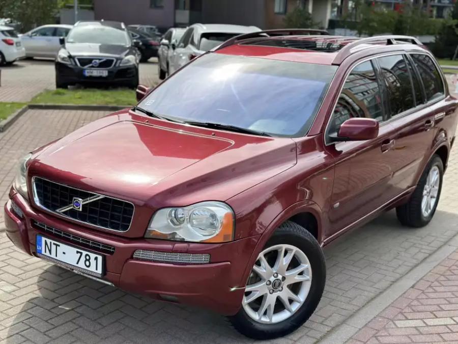 Volvo XC90 2003 in Riga, with an engine capacity of 2.40 L and mileage of 316 thousand km for 3990 €, photo 1 on AUTOMOTO.COM.LV