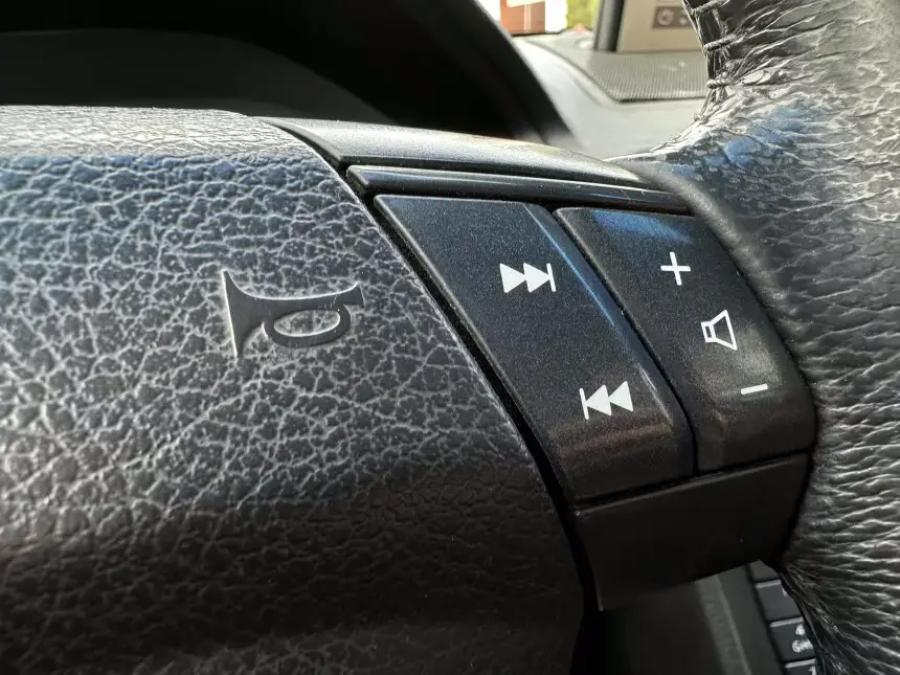 Volvo XC90 2003 in Riga, with an engine capacity of 2.40 L and mileage of 316 thousand km for 3990 €, photo 30 on AUTOMOTO.COM.LV
