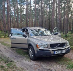 Volvo XC90 2003 Liepāja, ar dzinēja tilpumu 2.40 L un nobraukumu 300 tūkst. km par 2900 €, foto 4 vietnē AUTOMOTO.COM.LV