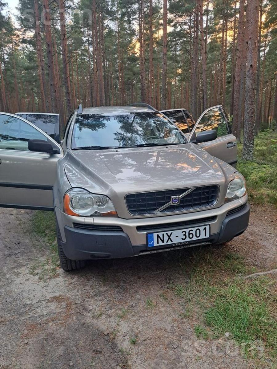 Volvo XC90 2003 Liepāja, ar dzinēja tilpumu 2.40 L un nobraukumu 300 tūkst. km par 2900 €, foto 7 vietnē AUTOMOTO.COM.LV