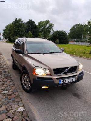 Volvo XC90 2003 in Liepaja, with an engine capacity of 2.40 L and mileage of 299 thousand km for 2750 €, photo  on AUTOMOTO.COM.LV