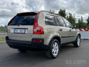 Volvo XC90 2003 Liepāja, ar dzinēja tilpumu 2.40 L un nobraukumu 300 tūkst. km par 3650 €, foto 5 vietnē AUTOMOTO.COM.LV