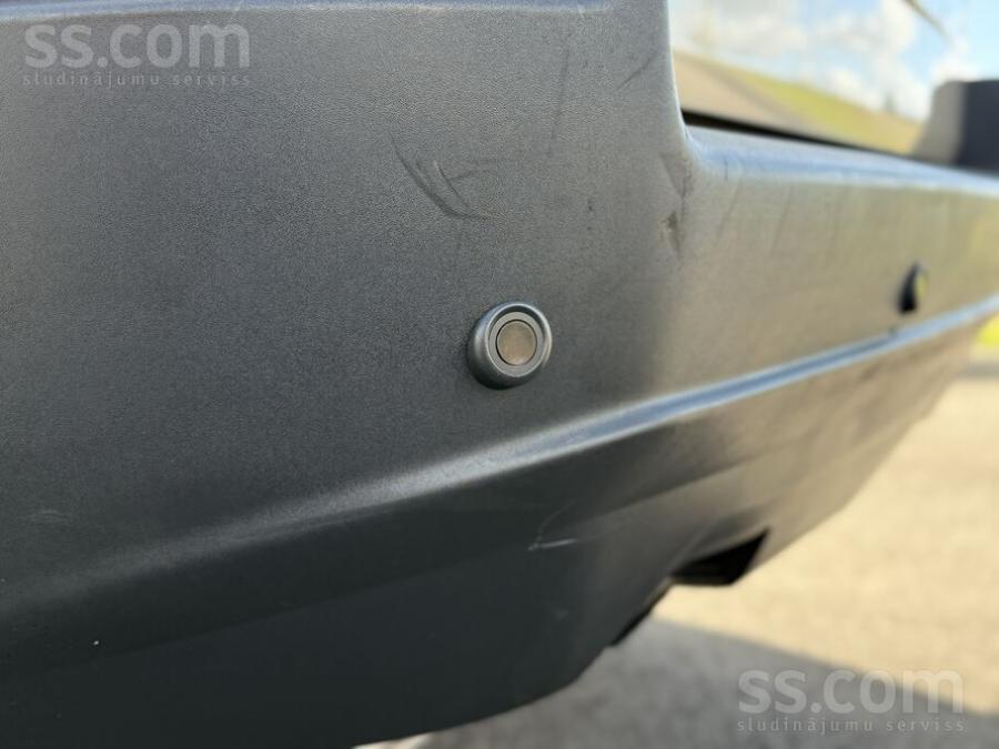 Volvo XC90 2003 Liepāja, ar dzinēja tilpumu 2.40 L un nobraukumu 300 tūkst. km par 3650 €, foto 12 vietnē AUTOMOTO.COM.LV