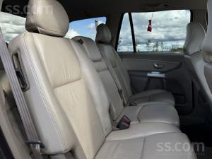 Volvo XC90 2003 Liepāja, ar dzinēja tilpumu 2.40 L un nobraukumu 300 tūkst. km par 3650 €, foto 15 vietnē AUTOMOTO.COM.LV