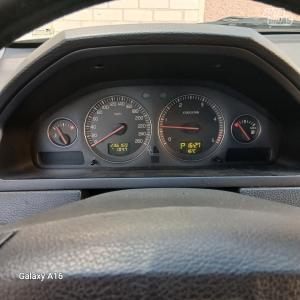 Вольво ХС90 2003 в Клайпеда, объемом двигателя 2.40 л и пробегом 296 тыс. км за 1450 €, фото 13 на AUTOMOTO.COM.LV