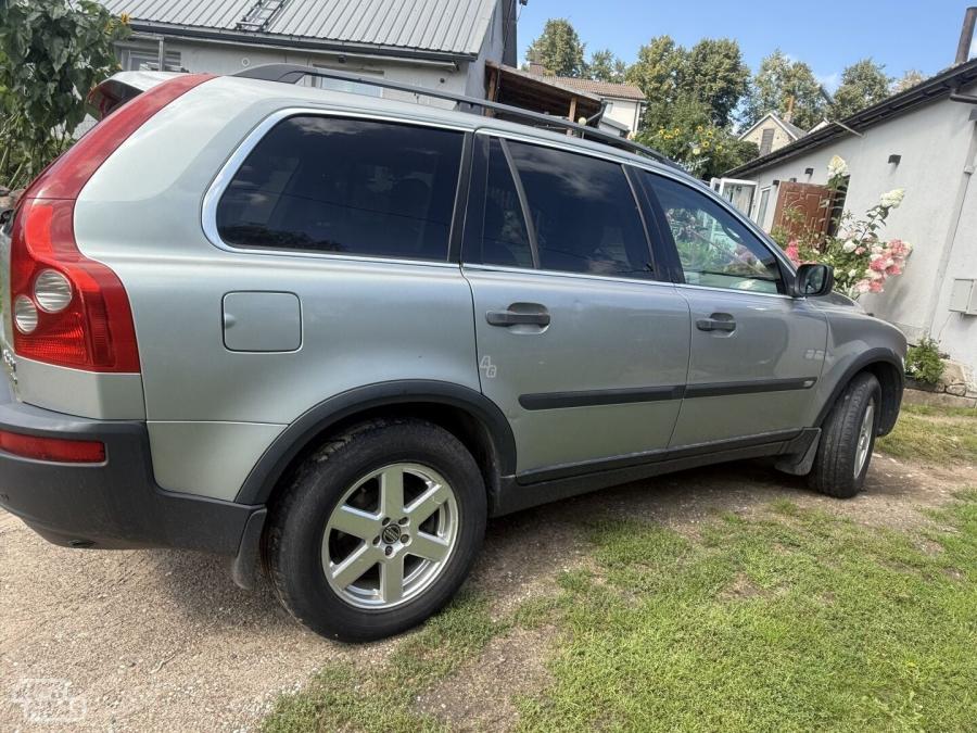 Volvo XC90 2003 in Akmene, with an engine capacity of 2.50 L and mileage of 264 thousand km for 3200 €, photo 3 on AUTOMOTO.COM.LV
