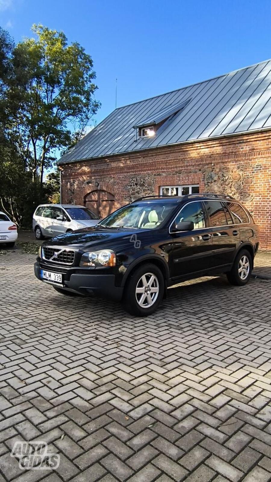 Volvo XC90 2003 in Kretinga, with an engine capacity of 2.50 L and mileage of 305 thousand km for 3300 €, photo 1 on AUTOMOTO.COM.LV