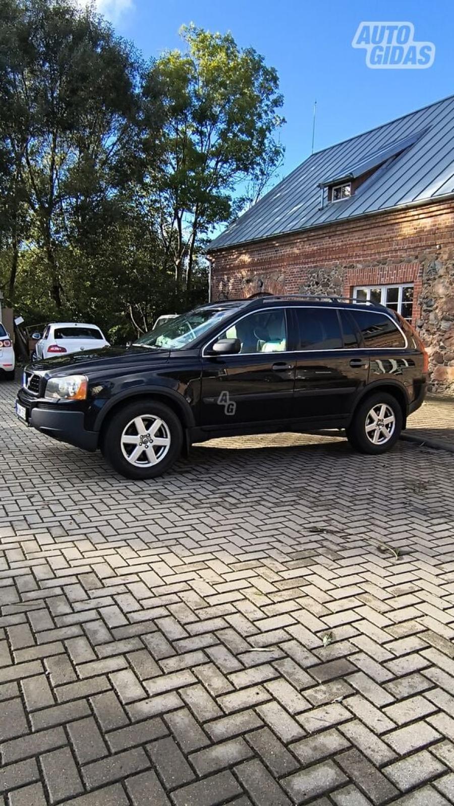 Volvo XC90 2003 in Kretinga, with an engine capacity of 2.50 L and mileage of 305 thousand km for 3300 €, photo 3 on AUTOMOTO.COM.LV